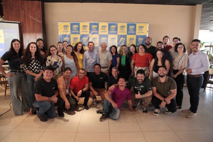 Prefeito Zé Maria Tapajós reúne a imprensa santarena para apresentar a ...